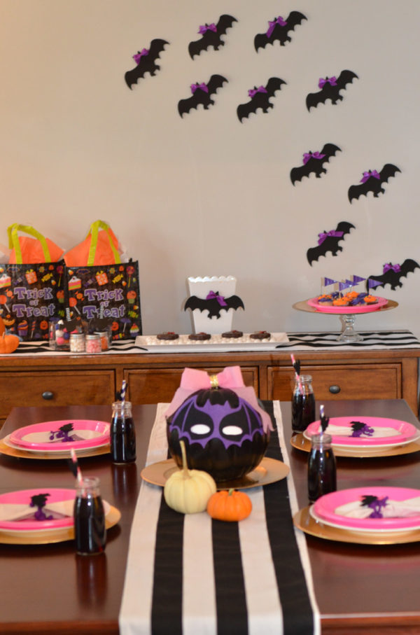 Bats + Bows Halloween Party • Happy Family Blog